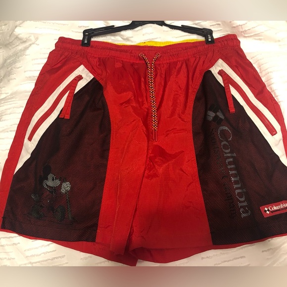Disney | Shorts | Disney Riptide Beach Shorts Like New Size 6l 7 ...